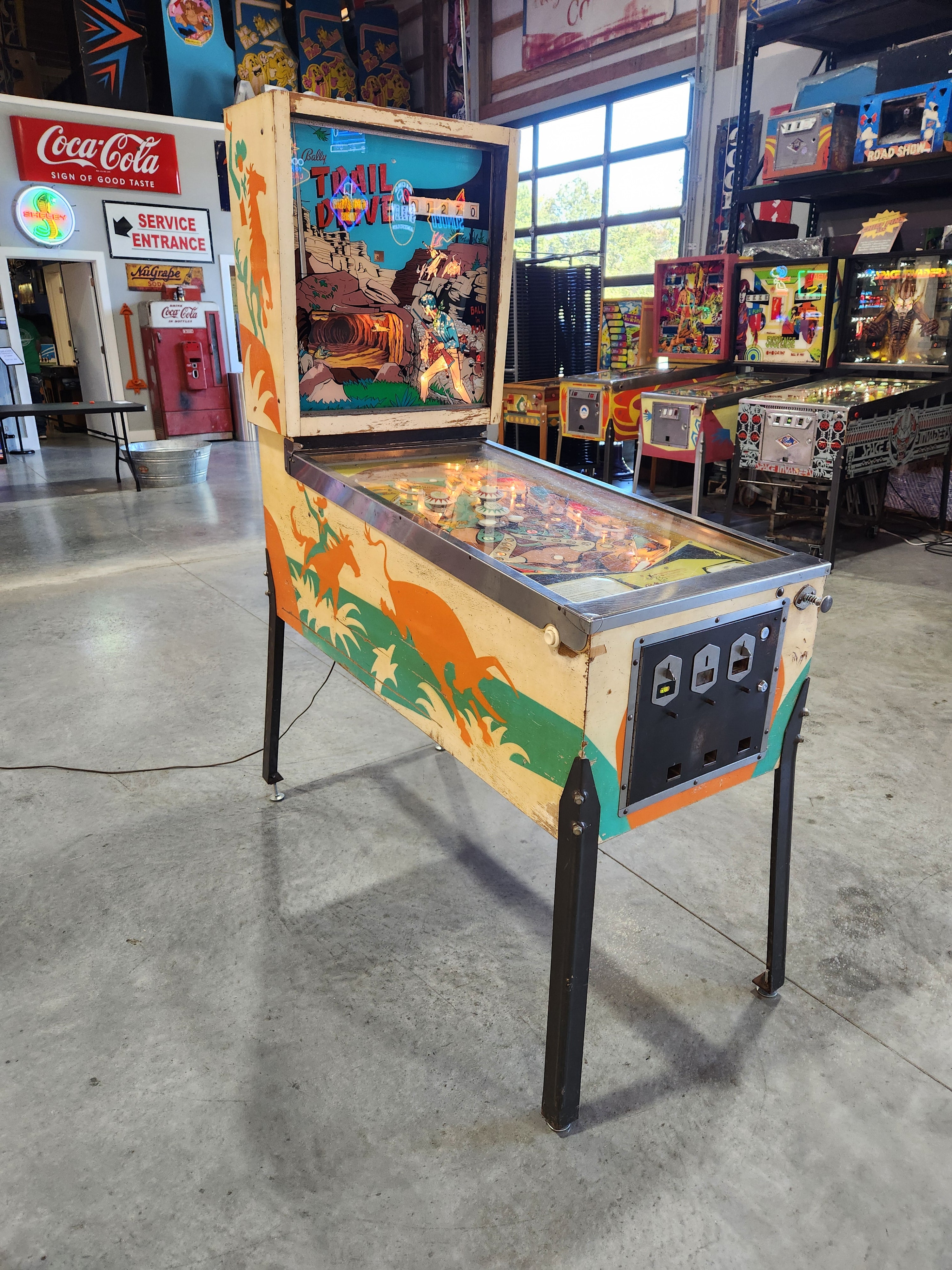 TRAIL DRIVE - 1970 Bally EM Pinball Machine - Shopped and WORKING ...